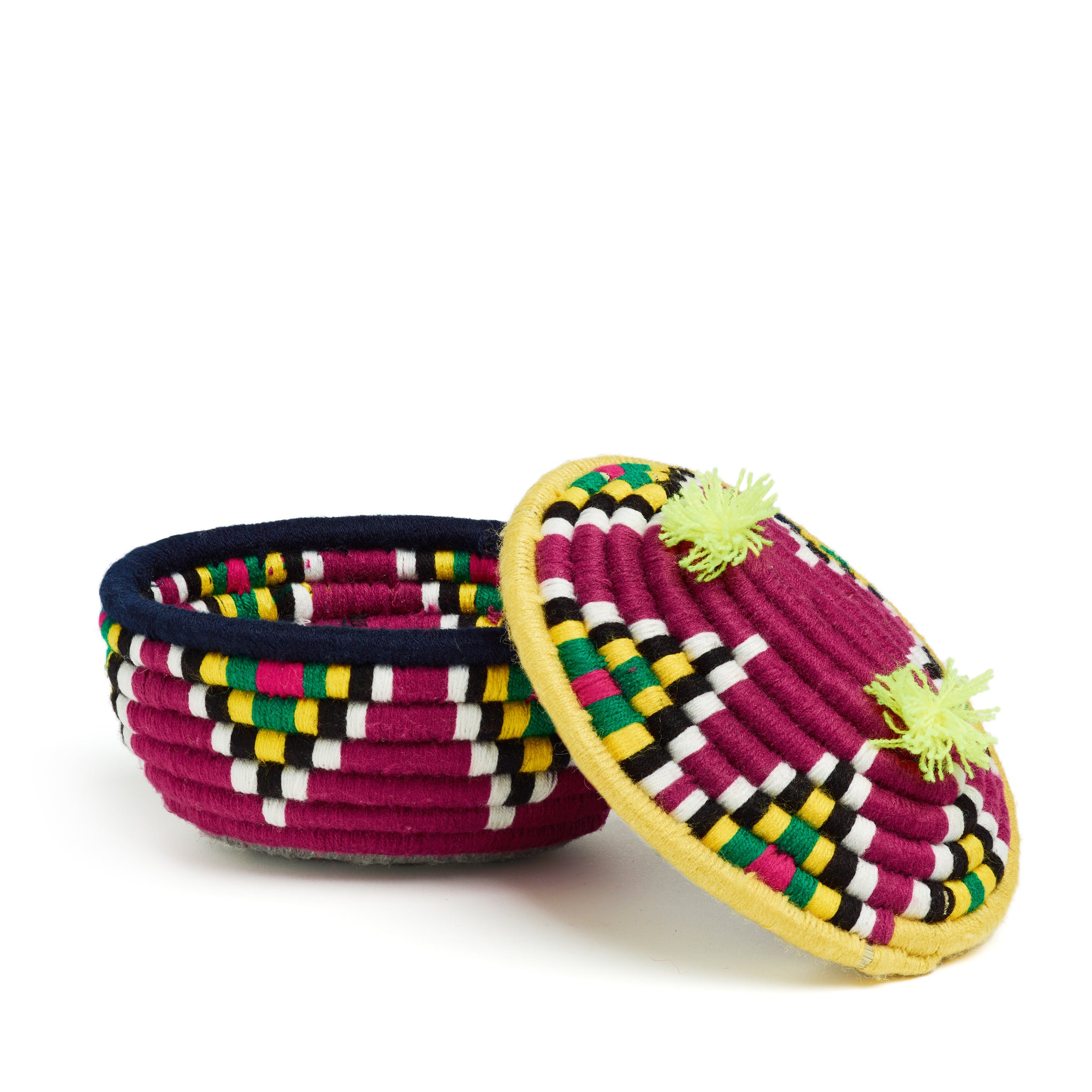 Banoo Oval Basket | Oval Decorative Handwoven Basket with Lid | Zan ...